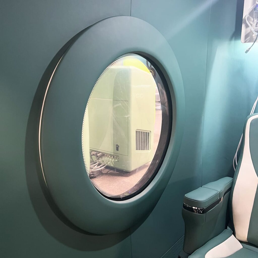 Pro-Grade 2.0 ATA Carbon Fiber Hard Shell Hyperbaric Chamber (Single ...